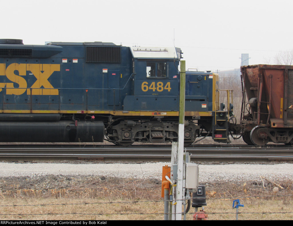 CSX 2290 CSX 6484 doing some switching in the north yard
